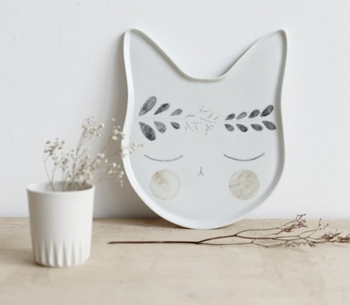 Um prato super fofo em formato de gato | CASA.COM.BR